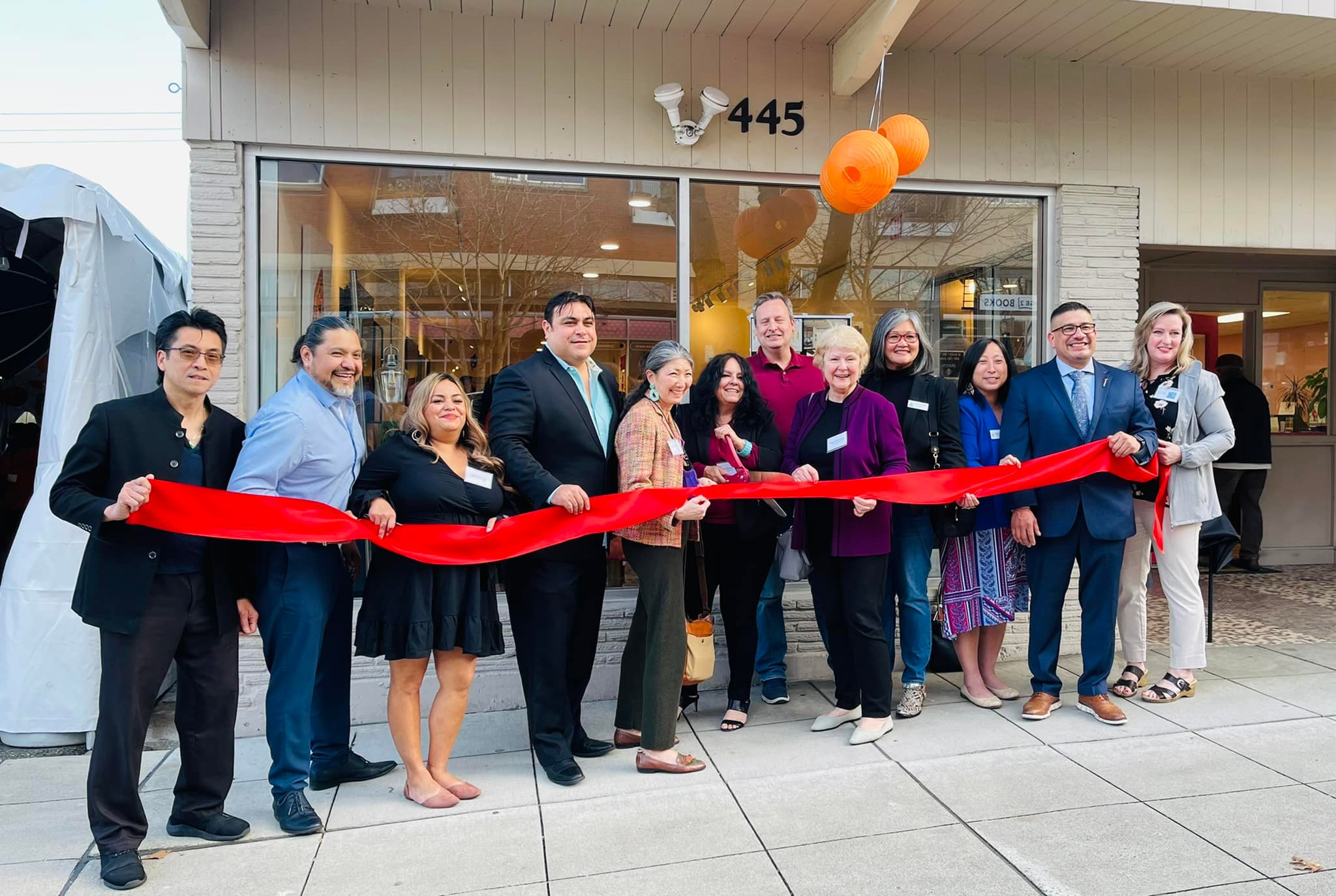 Latino Civic Cultural Center Celebrates Its Grand Opening In Burien latino-civic-cultural-center-celebrates-its-grand-opening-in-burien